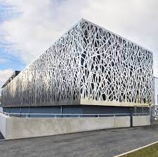 Open media 1 in modal